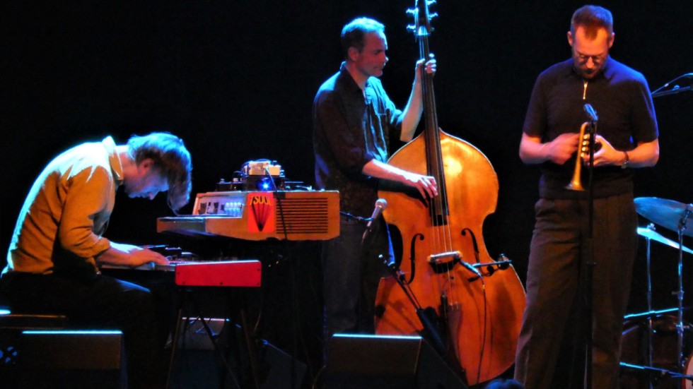 Tvära kast med utmärkta Hederosgruppen