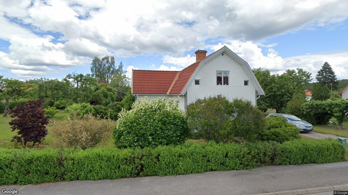 37-åring ny ägare till äldre hus i Kisa - 950 000 kronor blev priset