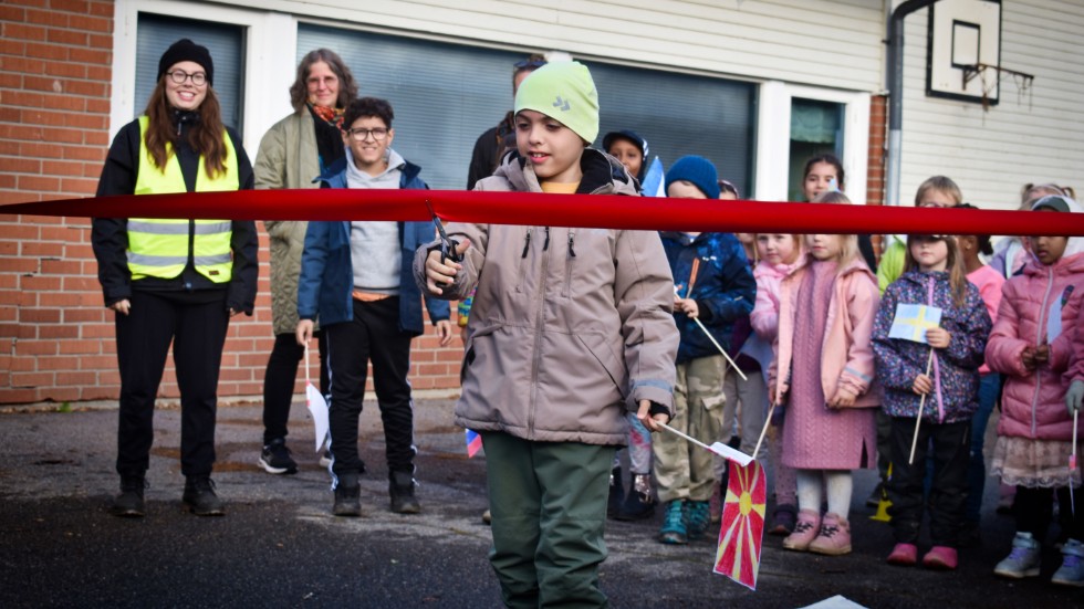 Full fart när Skellefteås nya skola invigdes