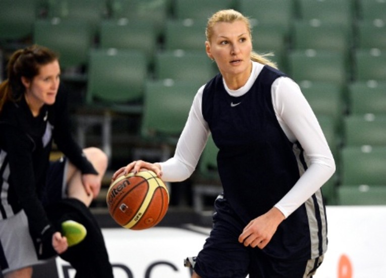 Seger - trots blek debut av nyförvärvet