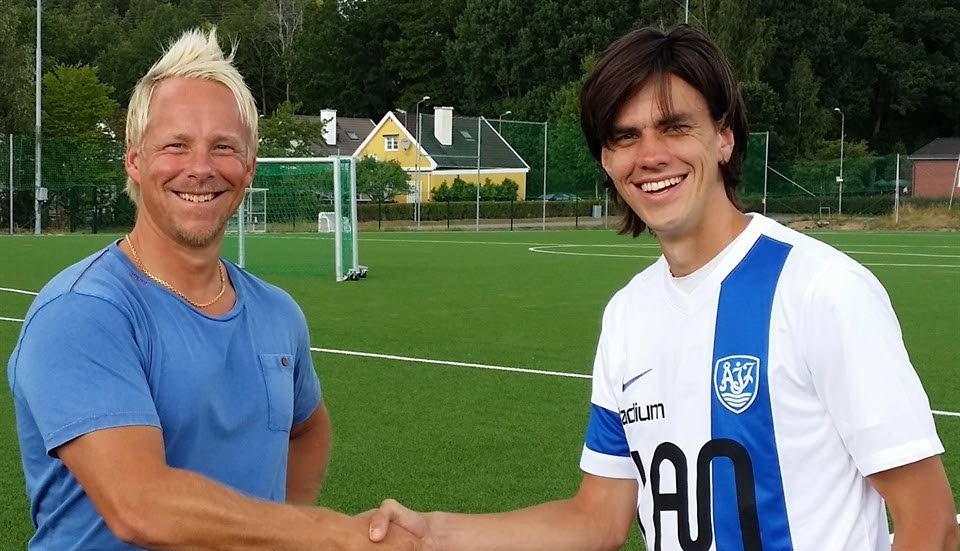 Åbys värvningsbomb – Tapper Holter kommer hem