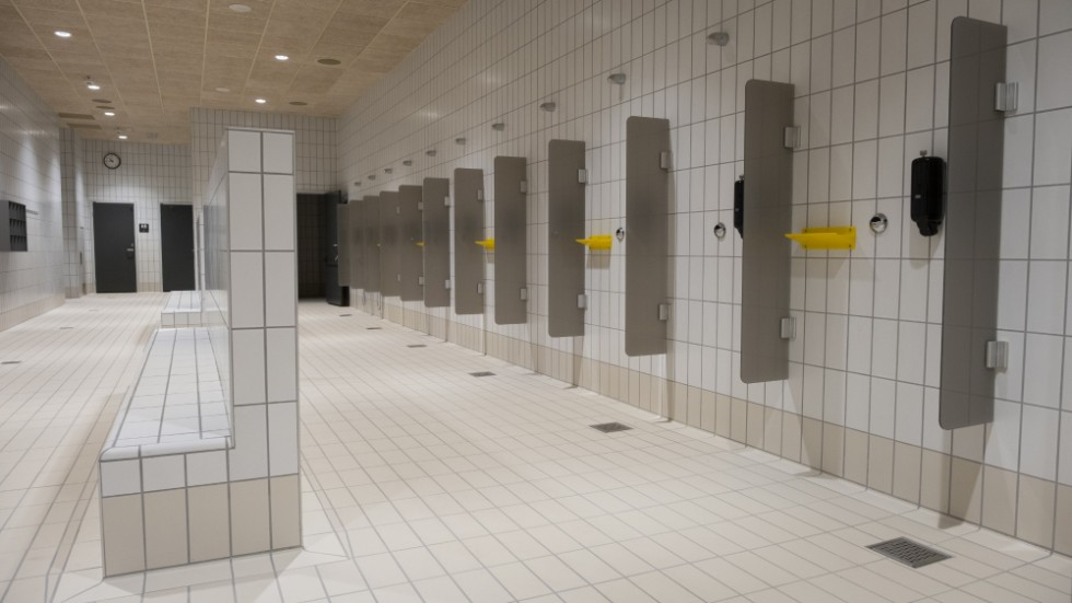 INSÄNDARE: Duscharna i nya simhallen: Grattis till er som vill visa er ...