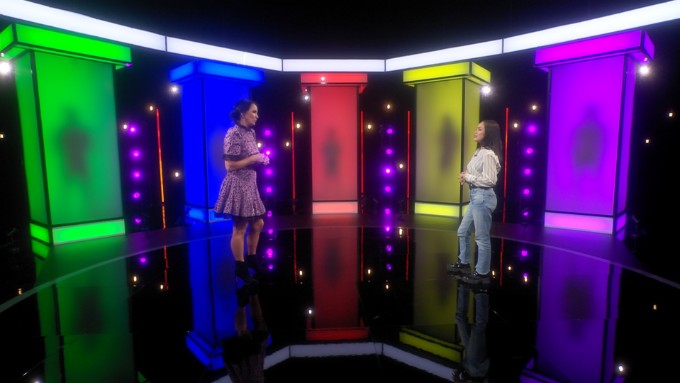 Caroline från Luleå är naken i tv – får underkläder och snuskbilder ...