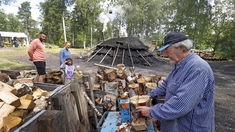 I dag tänds årets kolmila i Skottvång: "Lite större i år"