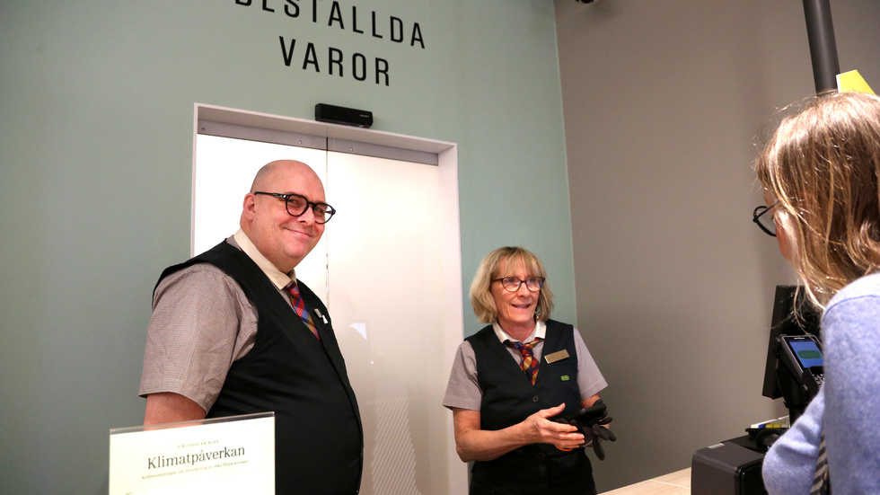 Flera hyllor tomma på Systembolaget i Visby