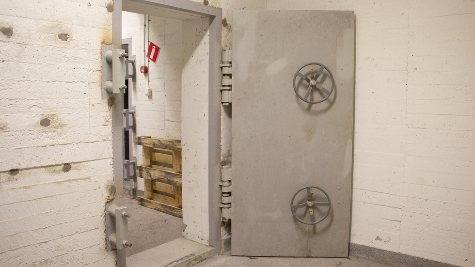 Följ med ner – i ett av Norrköpings största skyddsrum