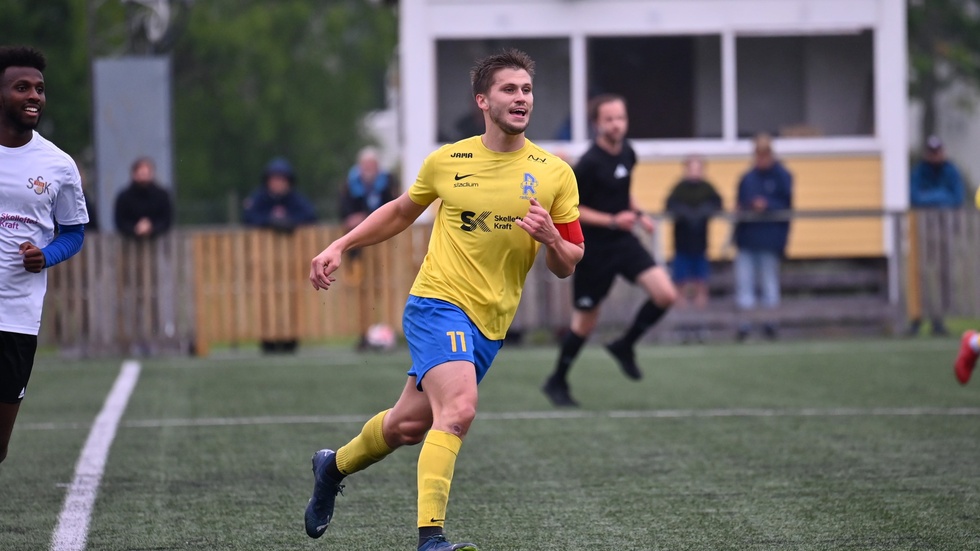 BILDEXTRA: Vild glädje och närkamper – se bilder från derbyt