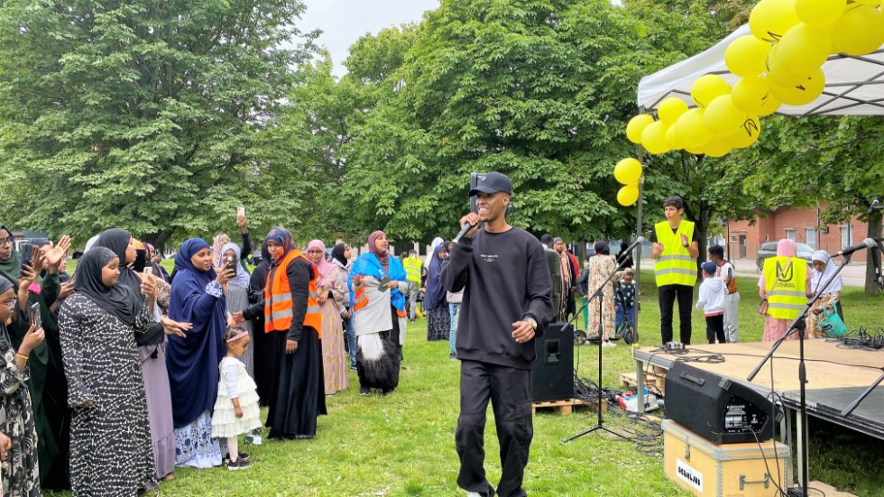 Artister och politiker lockade många till festival med jobbtema