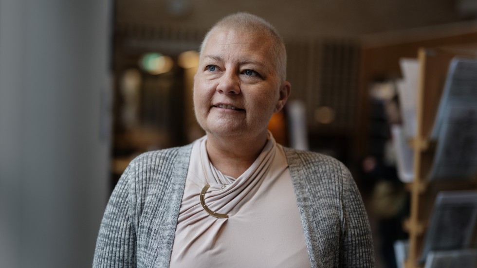 Helena klarade cellgifterna – nu vill hon sluta skjuta upp livet