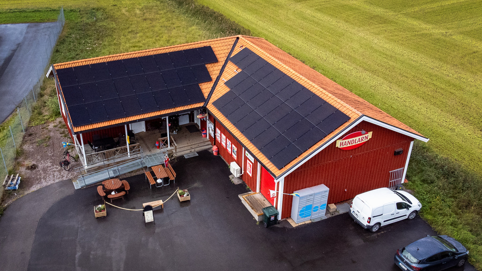 Eva vill ha kvar sin affär: "Handlar nästan allt här"