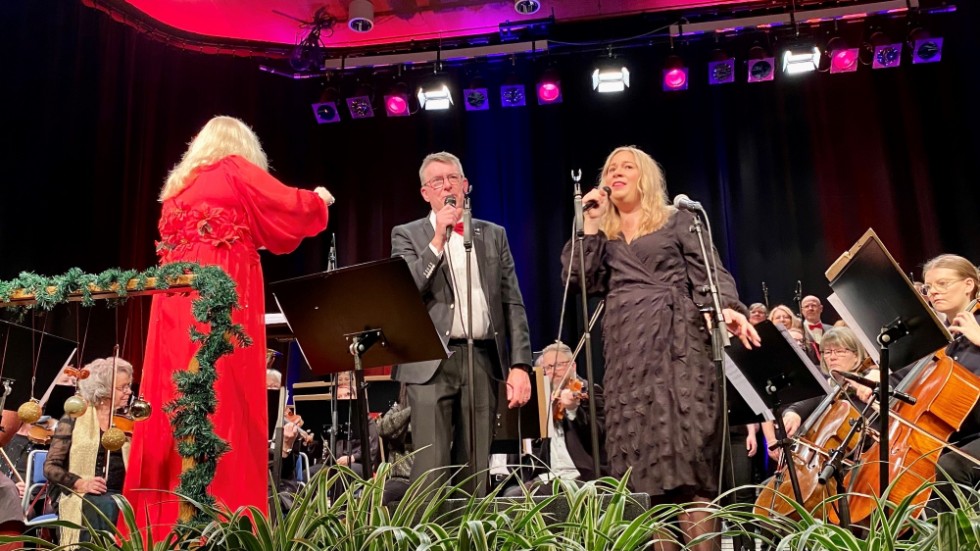 Fullsmockat i Tallåsaulan när symfoniorkestern hade julkonsert – blir ...