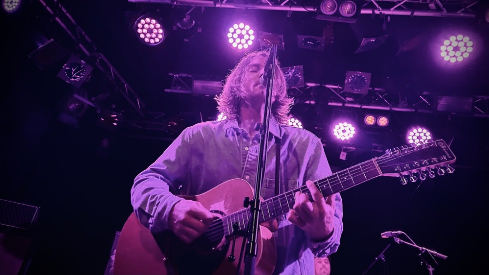 Katalinpubliken svävade i en lycklig bubbla