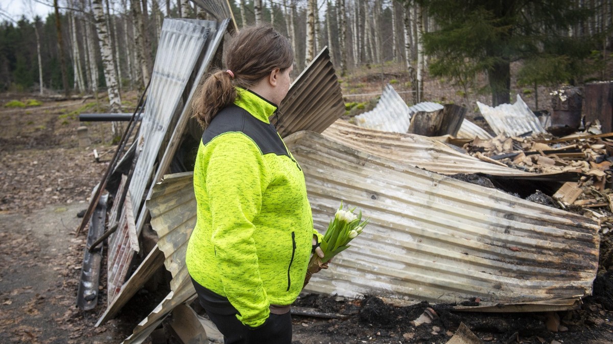 Helenes hästar dog i branden – nu berättar hon om sorgen: "Jag vill ...