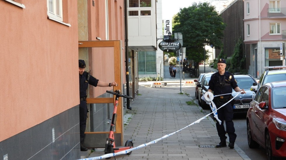 Bråk I Lägenhet Slutade I Misstänkt Mord • Två Män åtalas För