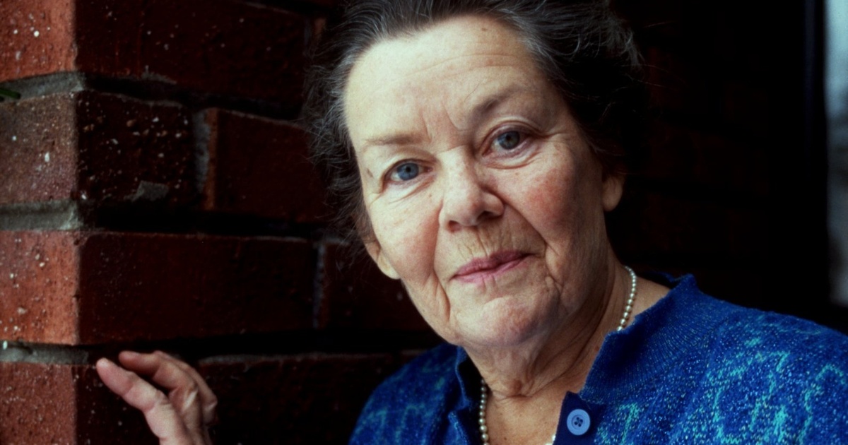 Barnbarn rycker upp Ulla Isaksson ur glömskan