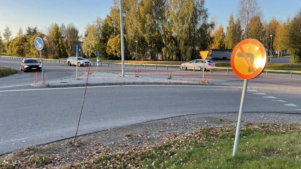 Handlarna på Backen oroliga för trafikfarliga korsningen