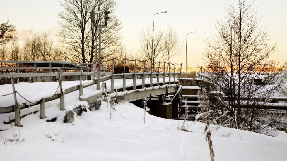 Nya broar oroar båtlivet