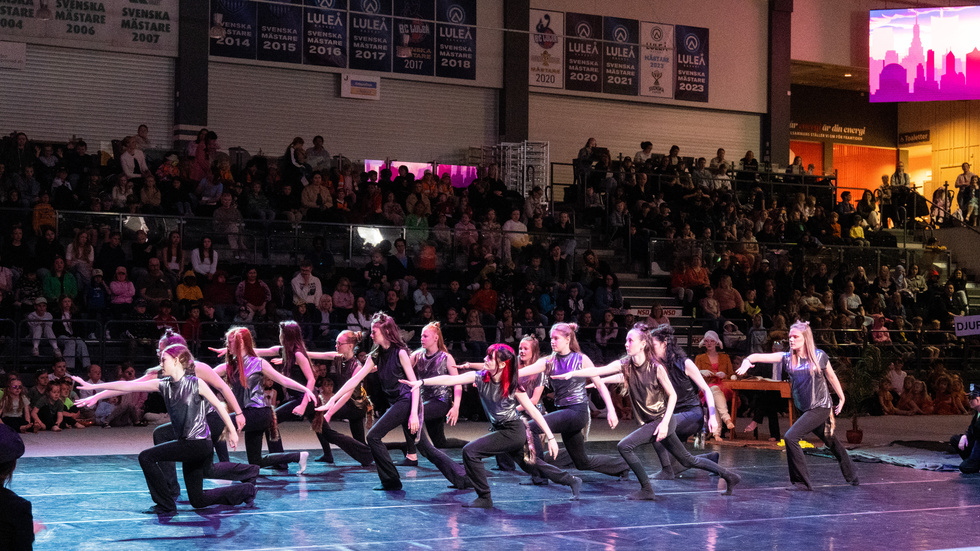 Dansläraren Pauline, 30, har dansat hela livet – sonen fortsätter