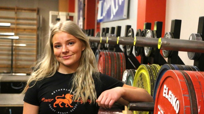 Alba Boström från Töre starkast i världen – tog VM-guld i bänkpress