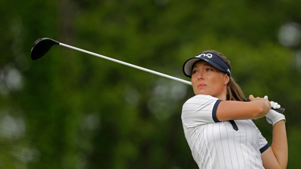 Linnea Johansson ett slag från toppduon