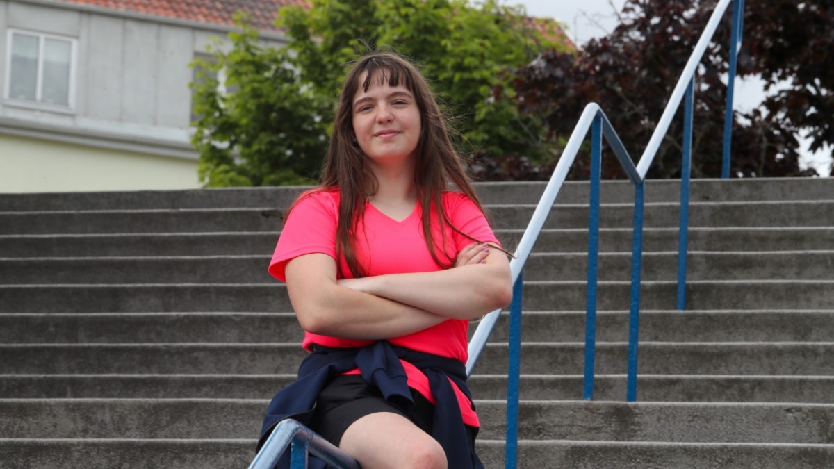 Sandra, 16, flyttar hemifrån för att kunna uppnå drömmen: "Ett stort steg"