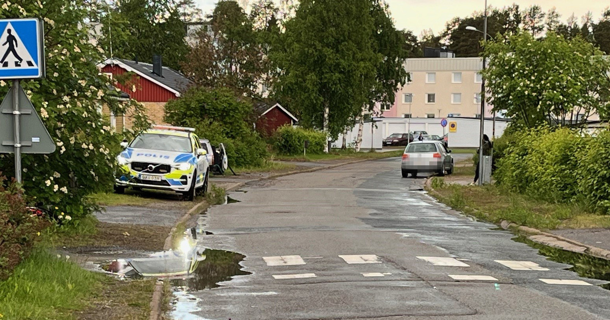 Cyklist i Kalix förd till sjukhus • Polisen utreder olycka