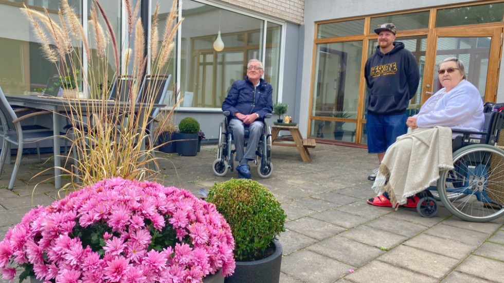 Graffitivägg på äldreboendet – Isabellagården får nytt färgglatt ...