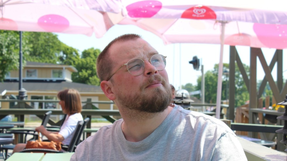 Från Bergs slussar till Billboardlistan - Linköpingsartisten Pontus ...