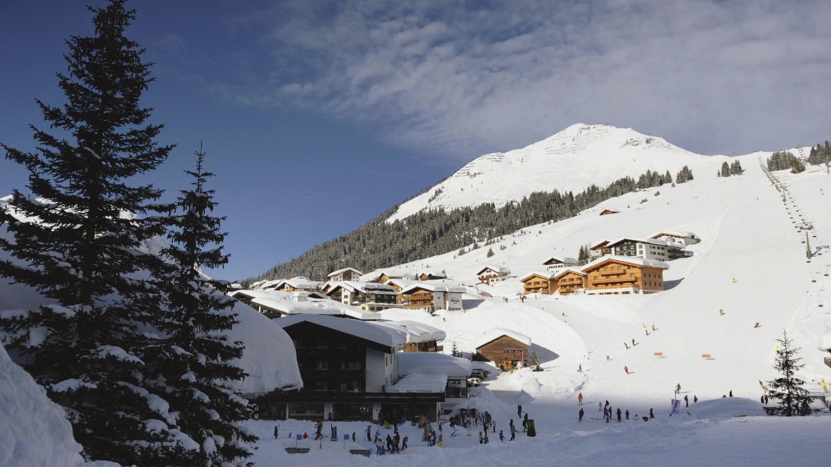 Lavin i Österrike – två saknas