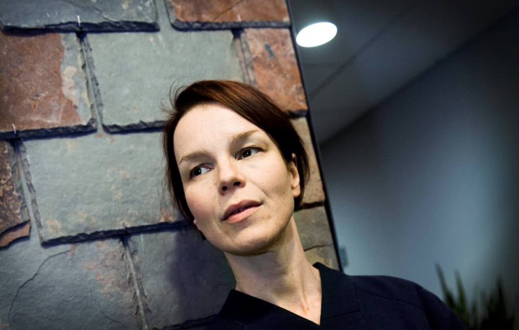 Anna Järvinen delar sig - UNT