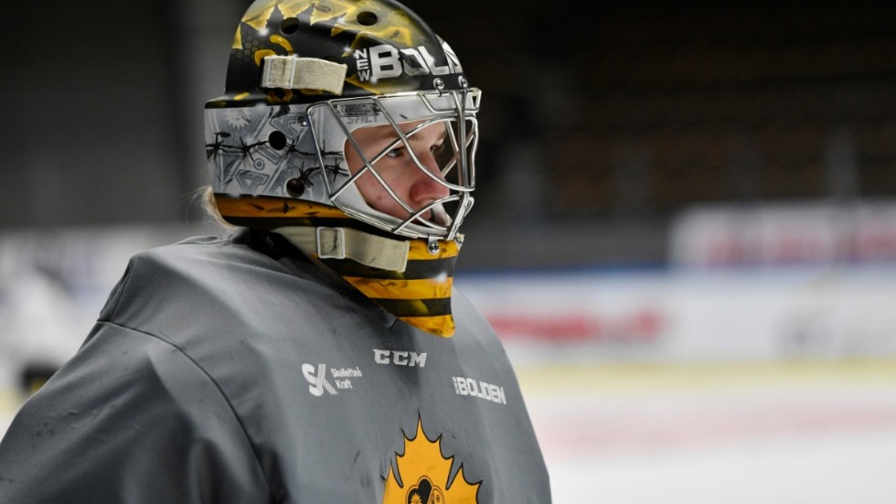 Tindra Holm vaktade kassen när damkronorna vann på straffar