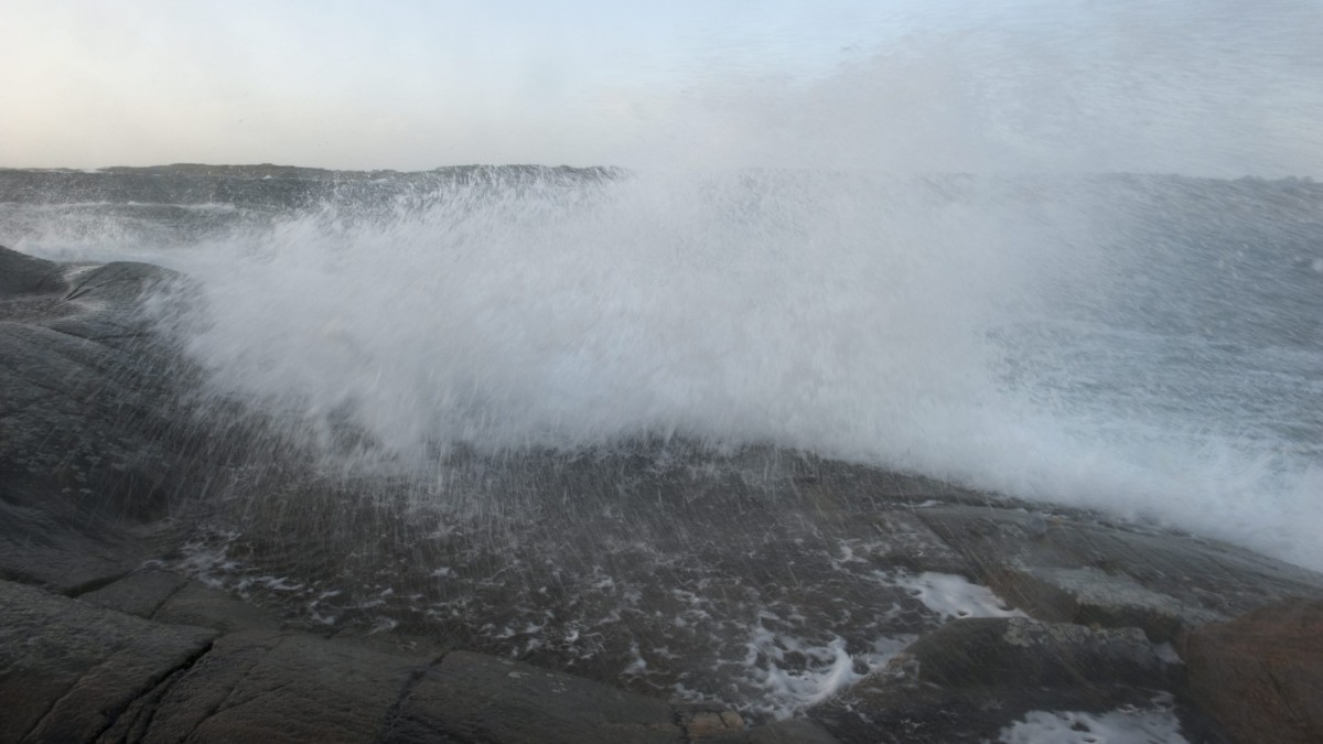 SMHI varnar för storm i väst