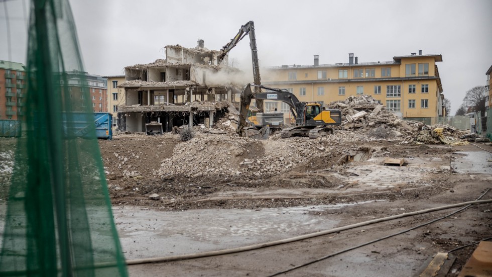 KARL RYDÅ: Inget säger kris som en stor grusgrop mitt i stan