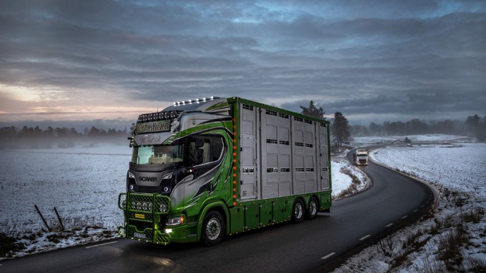Nya generationens trucker – här är kusinernas lastbilar - UNT