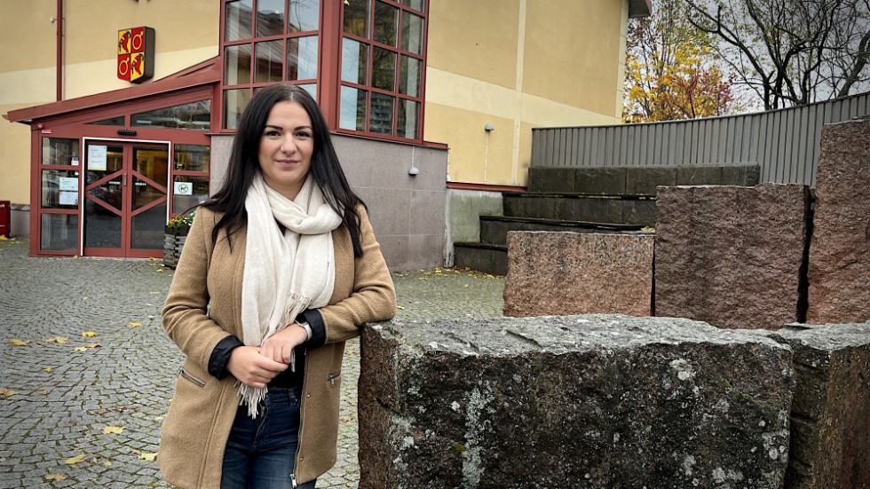 Amra blev rektor vid 27 års ålder – nu är hon ny chef i kommunen • "Det ...