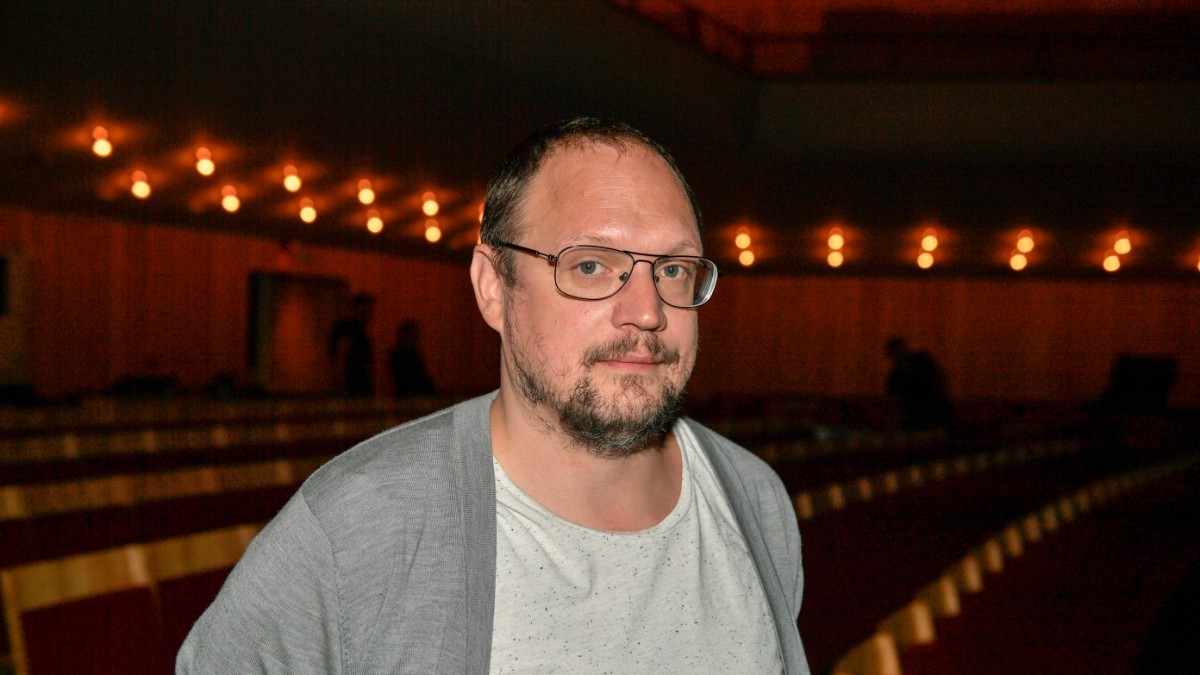 Komikertrion "SEMST" gör standup-kryssning