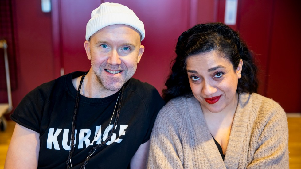 De gör teater av unga norrbottningars berättelser • "Brutal ...