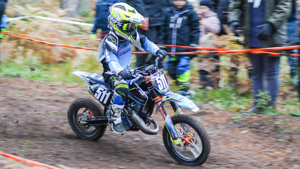 Första vinnarna i mål – Werkander sekunder från ny seger