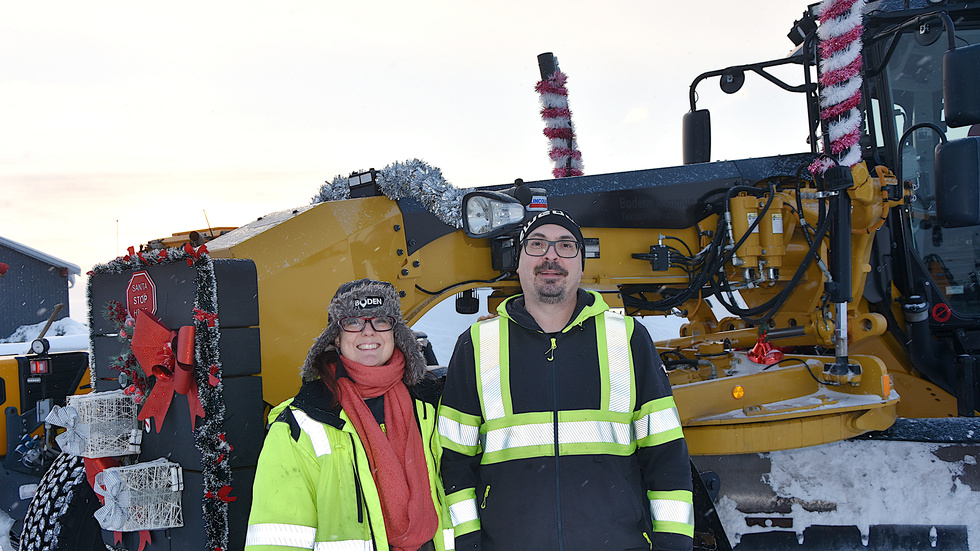 Hon gjorde kommunens fordon julfina • "Kul att sprida glädje"