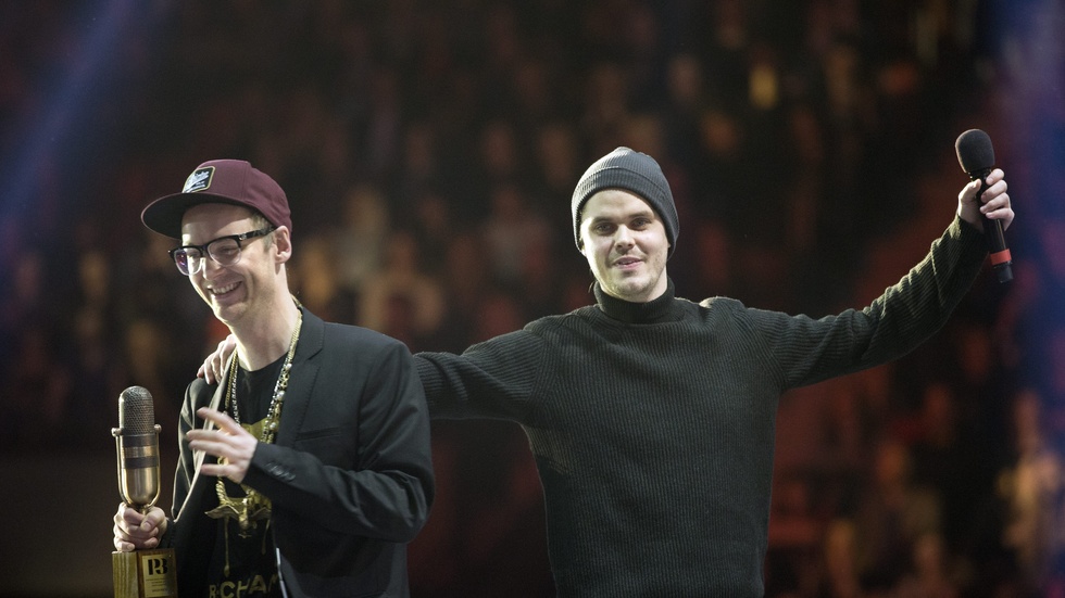 Maskinen återförenas på Brännbollsyran