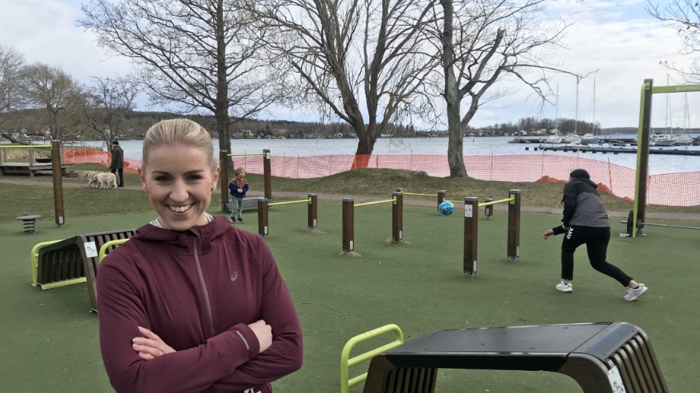 De spelar med rosa snören för drabbad lagkamrat: "Så mycket kärlek från ...