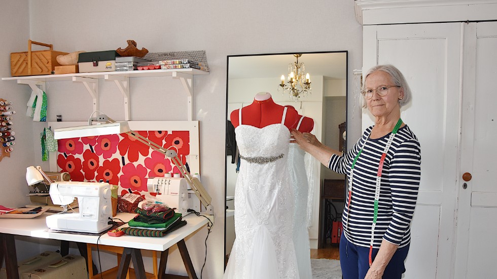 Pensionären Karin sydde ihop ett eget företag