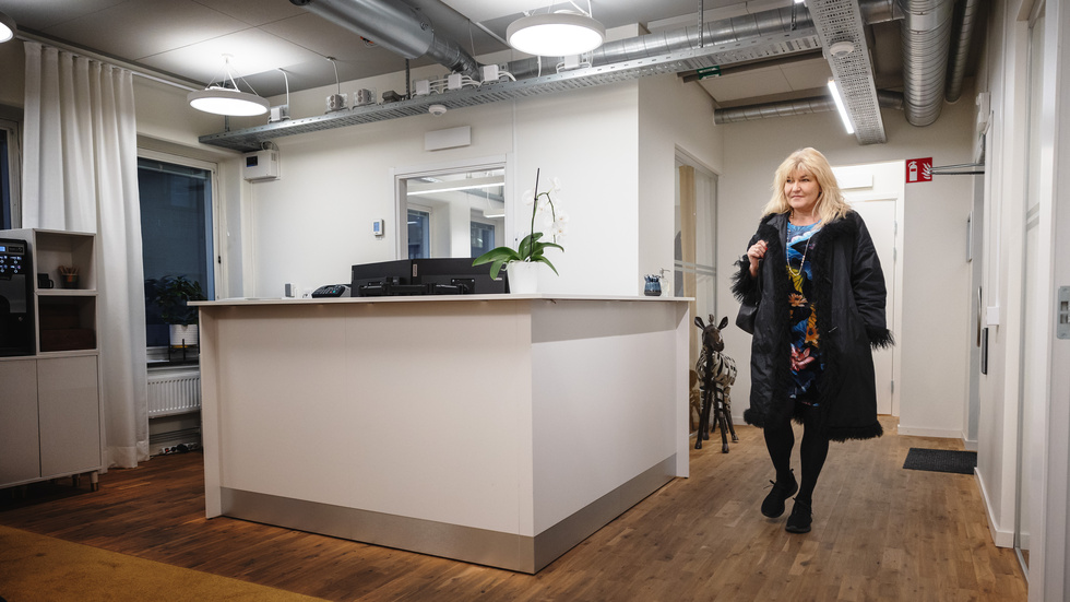 Monica var sjuksköterska – blev superinvesterare