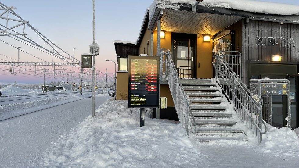 Franska paret skulle möta döttrarna i Kiruna – kylan sätter stopp