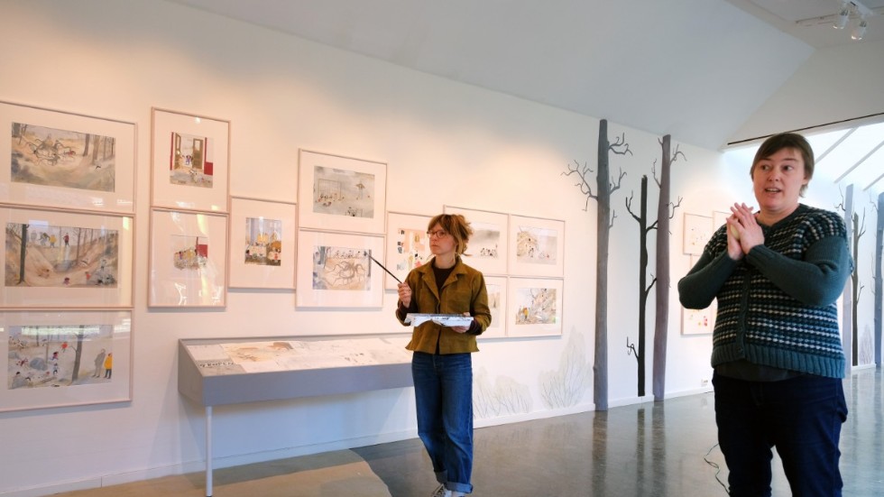 Emma Adbåge ställer ut: "Människor är så pinsamma"