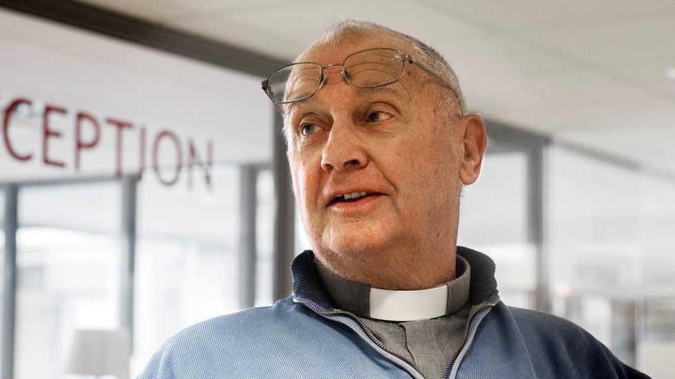 Kjell Wiklund död Gömde människor på flykt Var nära att förlora ...