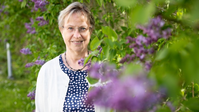 Ann-Christin firar 40 år som körledare och sångerska