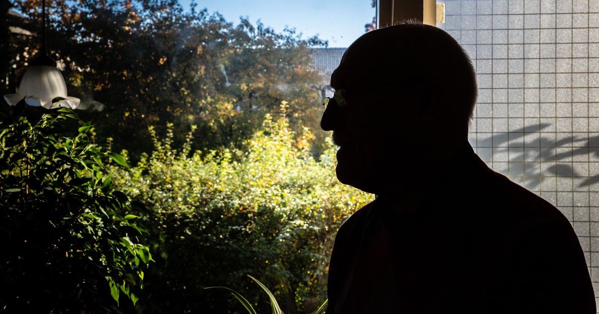 Kenneth: Man försökte klättra upp för balkongen