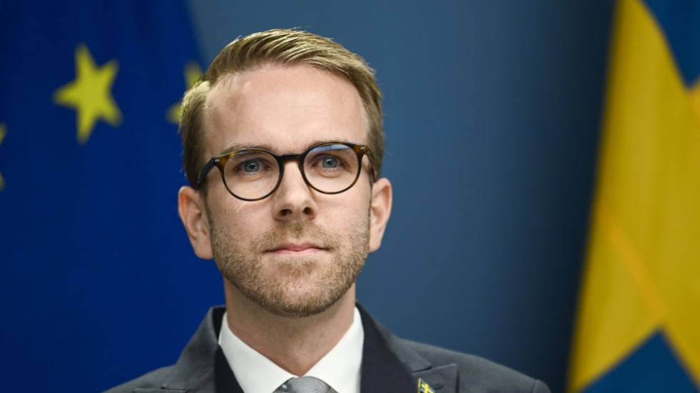 Ansvarige ministern om höjda färjepriserna och eventuell kompensation • ”Det vi har kunnat göra ...