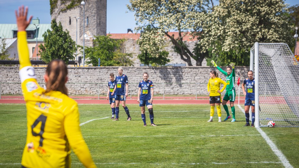 P18 IK föll tungt mot topplaget på Gutavallen